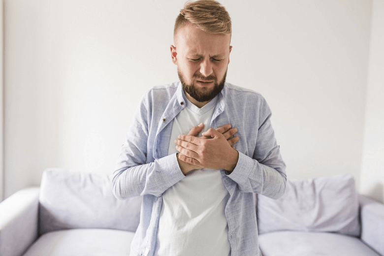Lidando com azia: como prevenir o refluxo ácido